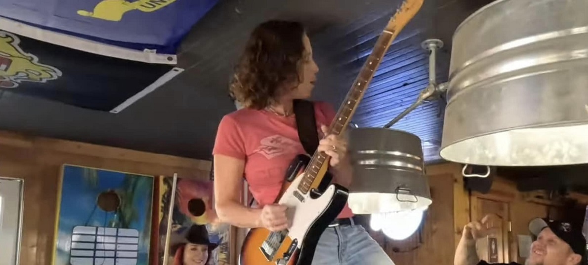 Interview with Americana Artist Pam Ross on 'Two Shots of Tequila'